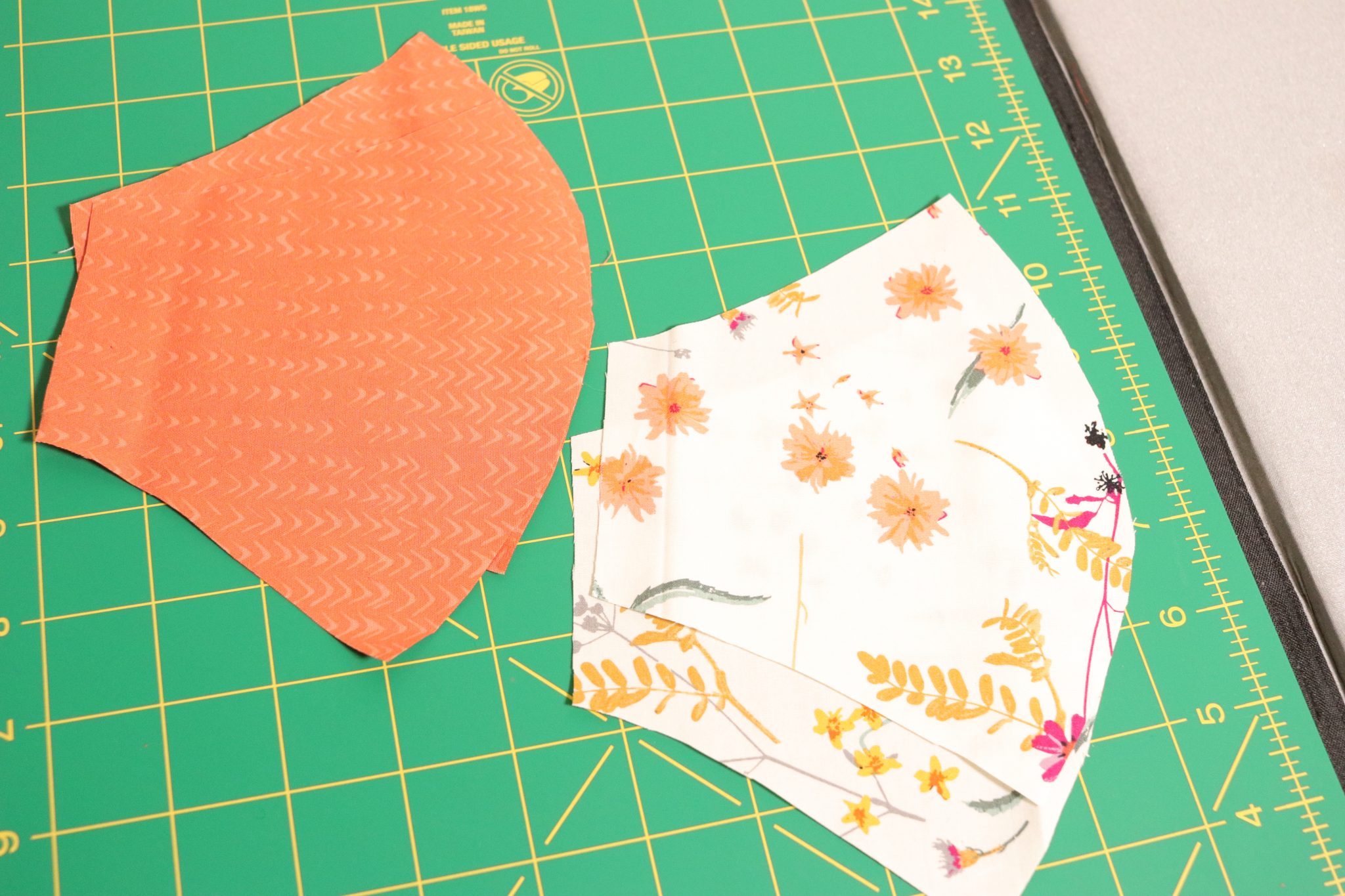 How to sew a face mask- FREE mask pattern