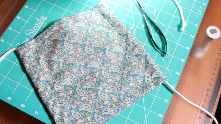 HOW TO MAKE A MASK WITHOUT A SEWING MACHINE