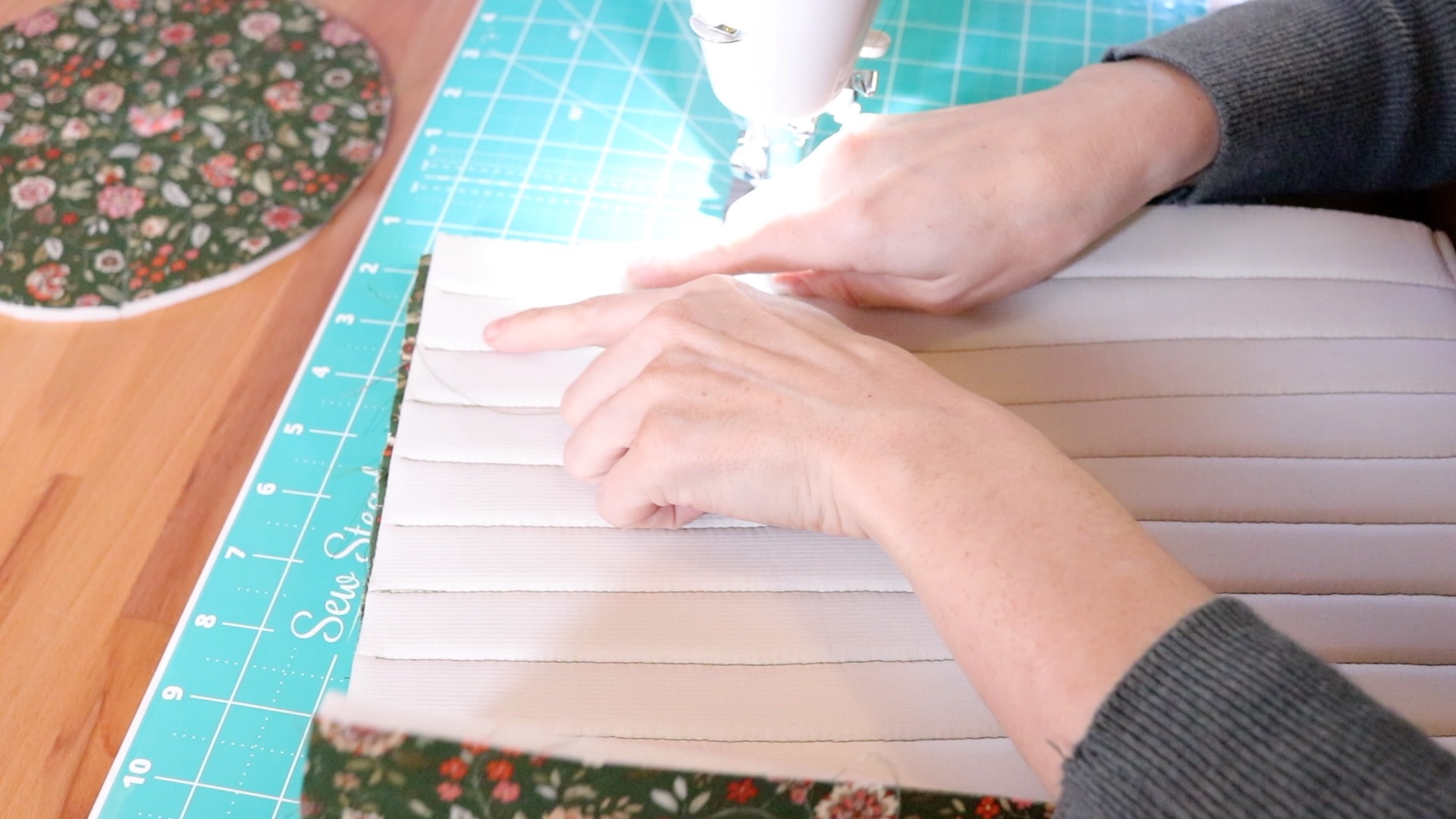 HOW TO MAKE A SIMPLE BUCKET BAG